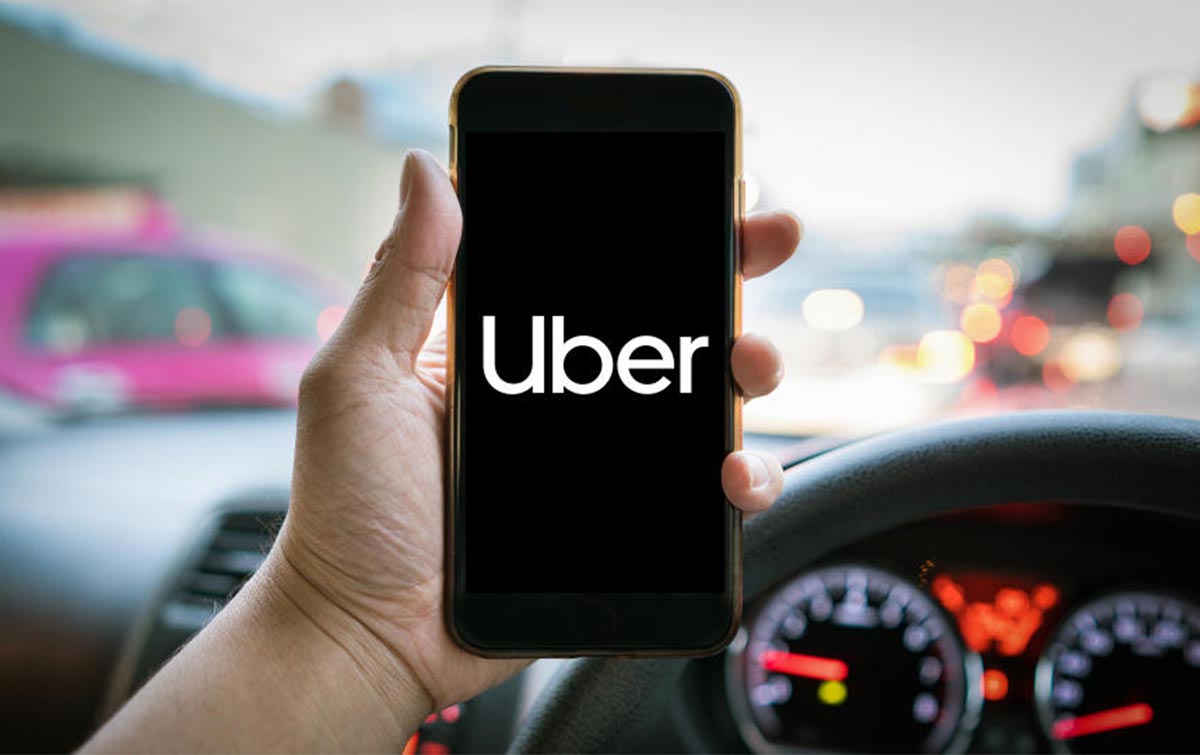 Hacking of Uber's computer systems is being investigated.